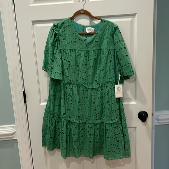 Hyacinth House | Dresses | Hyacinth House Emerald Green Eyelet Dress ...